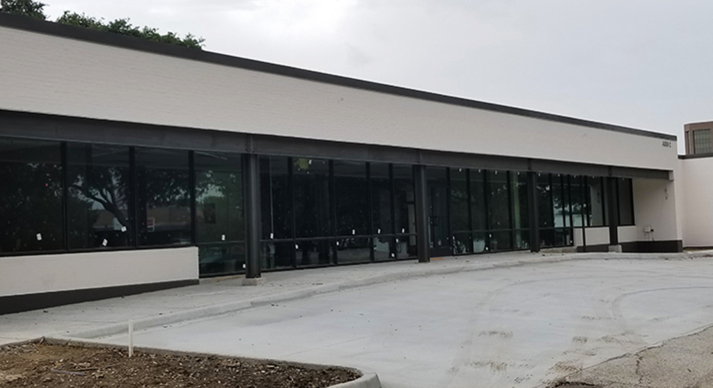 4300 2 Alpha Rd, Dallas, Texas 75244 4403 Alpha Business Center Building 2